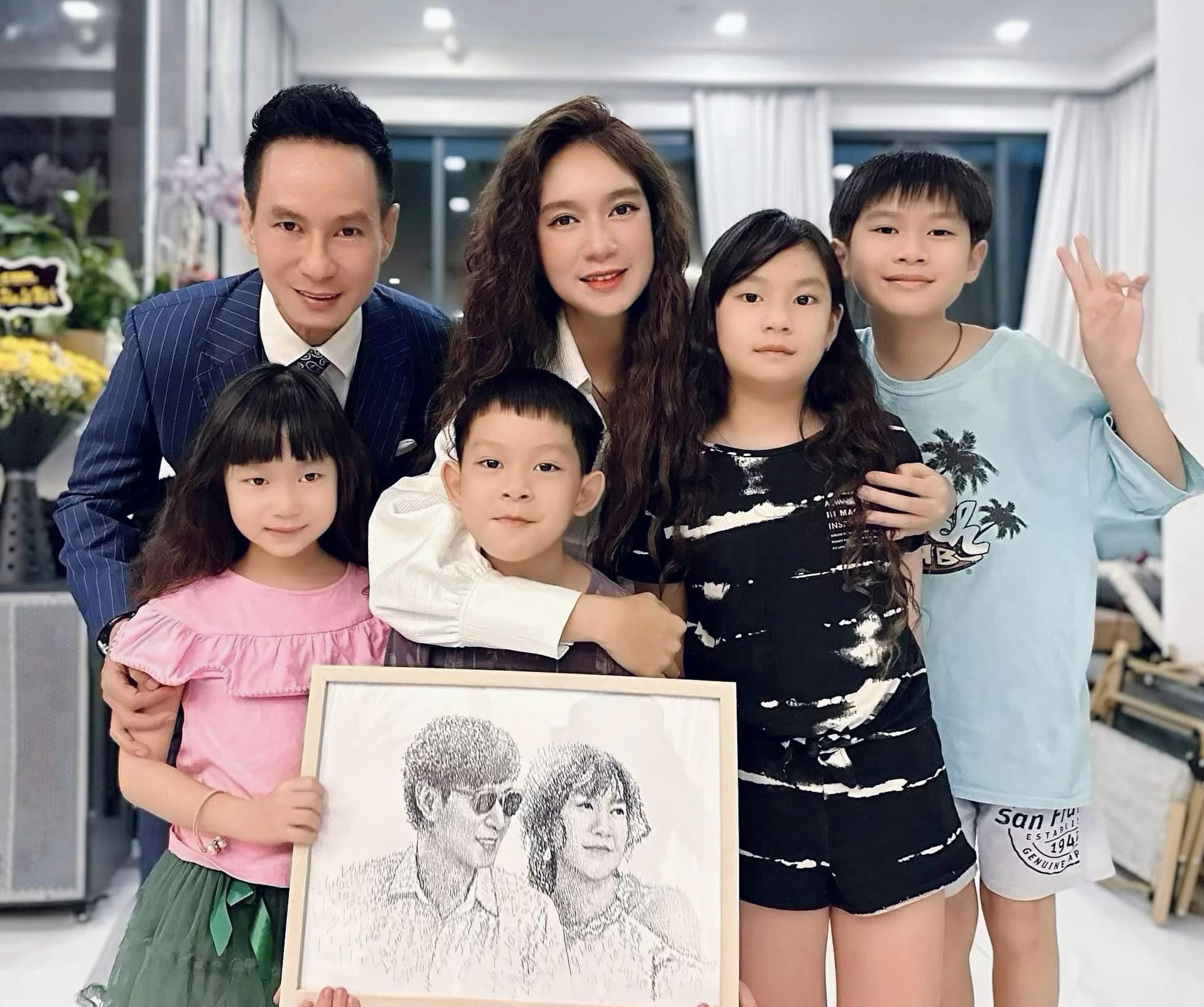 Kỷ niệm 12 năm ngày cưới, Lý Hải - Minh Hà được ngưỡng mộ bởi hôn nhân ...