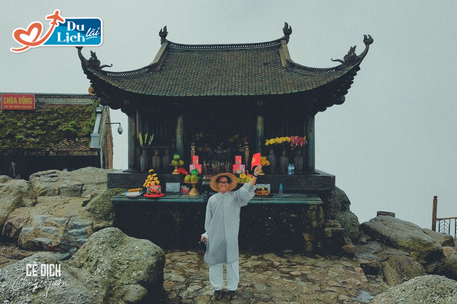 Chàng trai mang 3 áo dài đi suốt 8000km: 'Áo dài Việt Nam chúng tôi đẹp ...